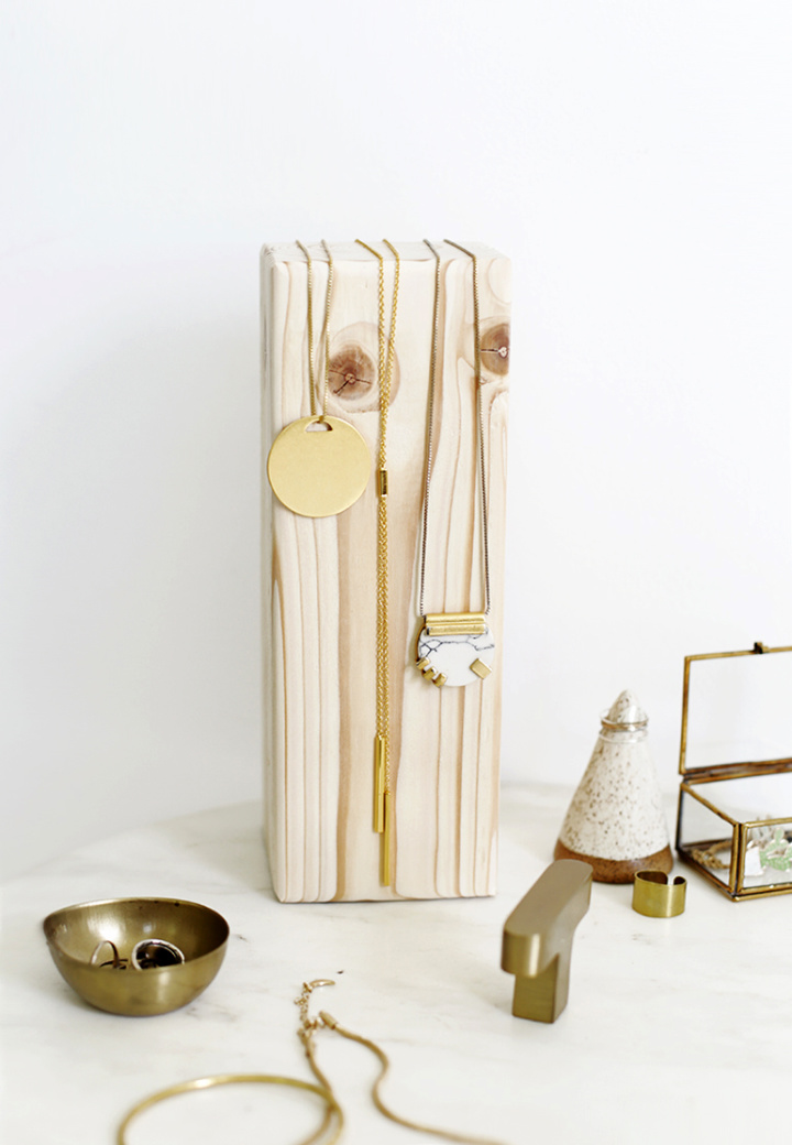25 Homemade DIY Jewelry Display Ideas - Suite 101