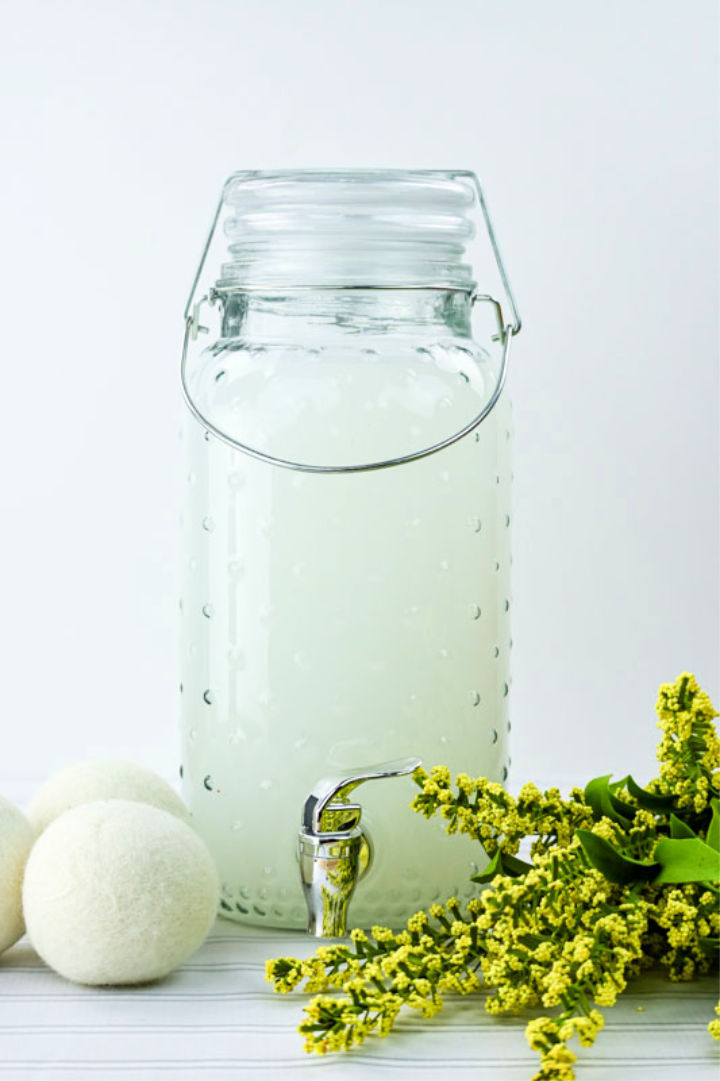 40 Homemade Laundry Detergent Recipes You Can DIY