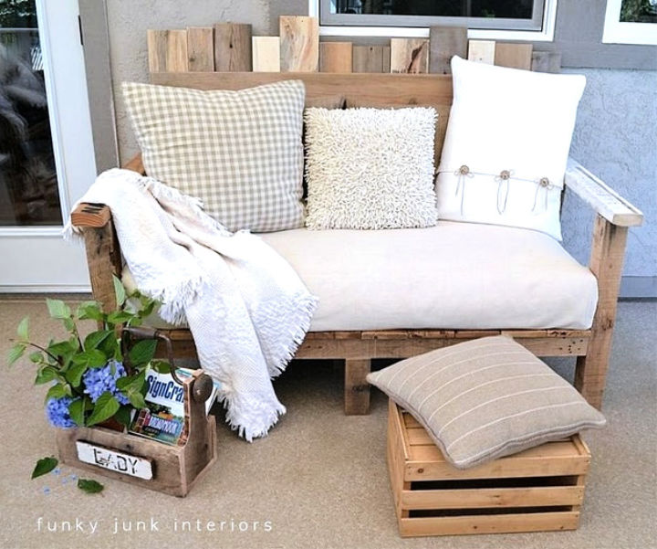 25 Free DIY Couch Plans and Sofa Ideas - Suite 101