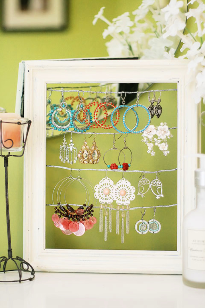 25 Homemade DIY Jewelry Display Ideas - Suite 101