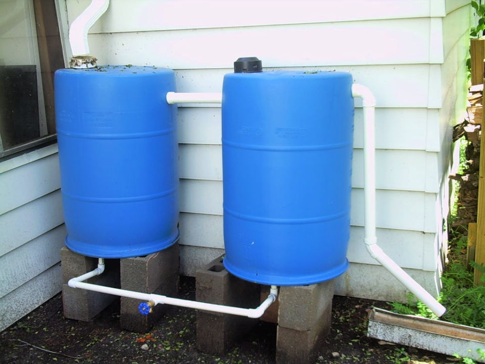 25 Cheap DIY Rain Barrel Ideas to Make and Save - Suite 101