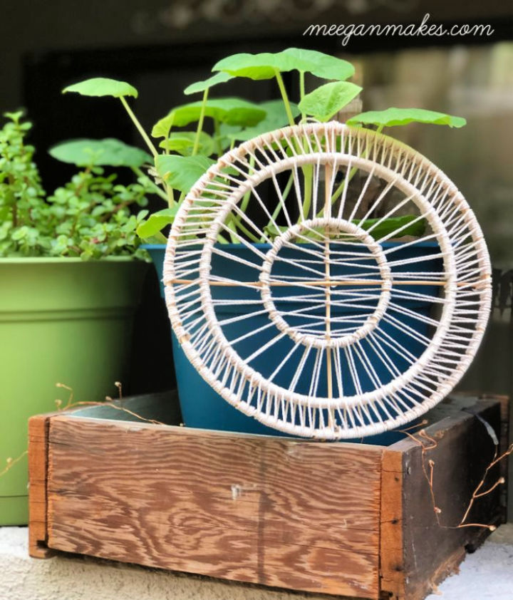 30 Easy DIY String Art Ideas and Crafts - Suite 101