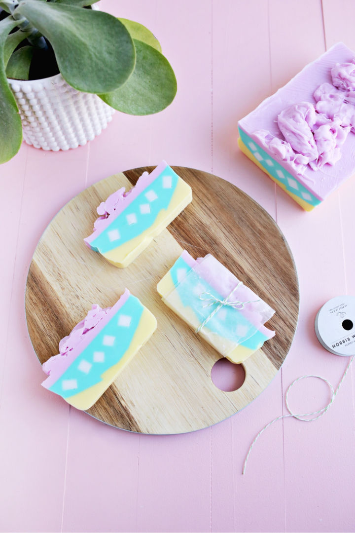 80 DIY Homemade Soap Recipes - Make Your Own Soap