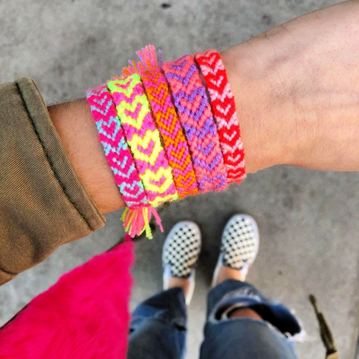 30 Free Friendship Bracelet Patterns: DIY Your Bracelets - Suite 101