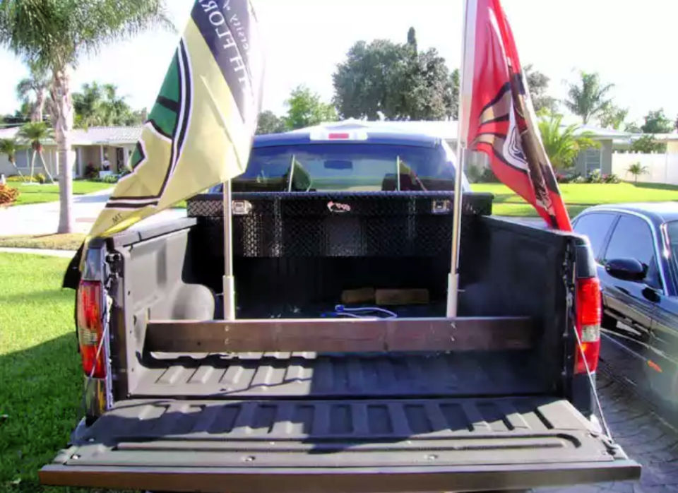 20 Homemade DIY Flagpole Plans and Ideas - Suite 101