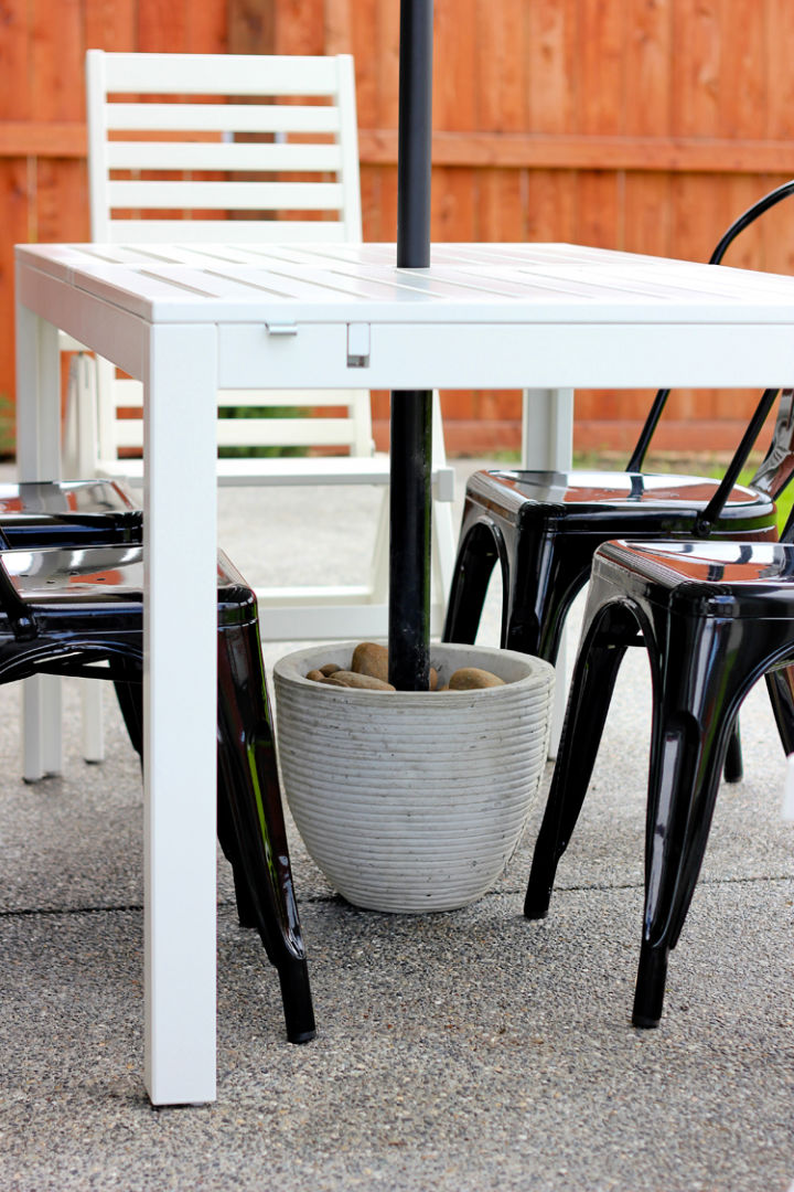 15 Easy DIY Umbrella Stand Ideas and BasePlans