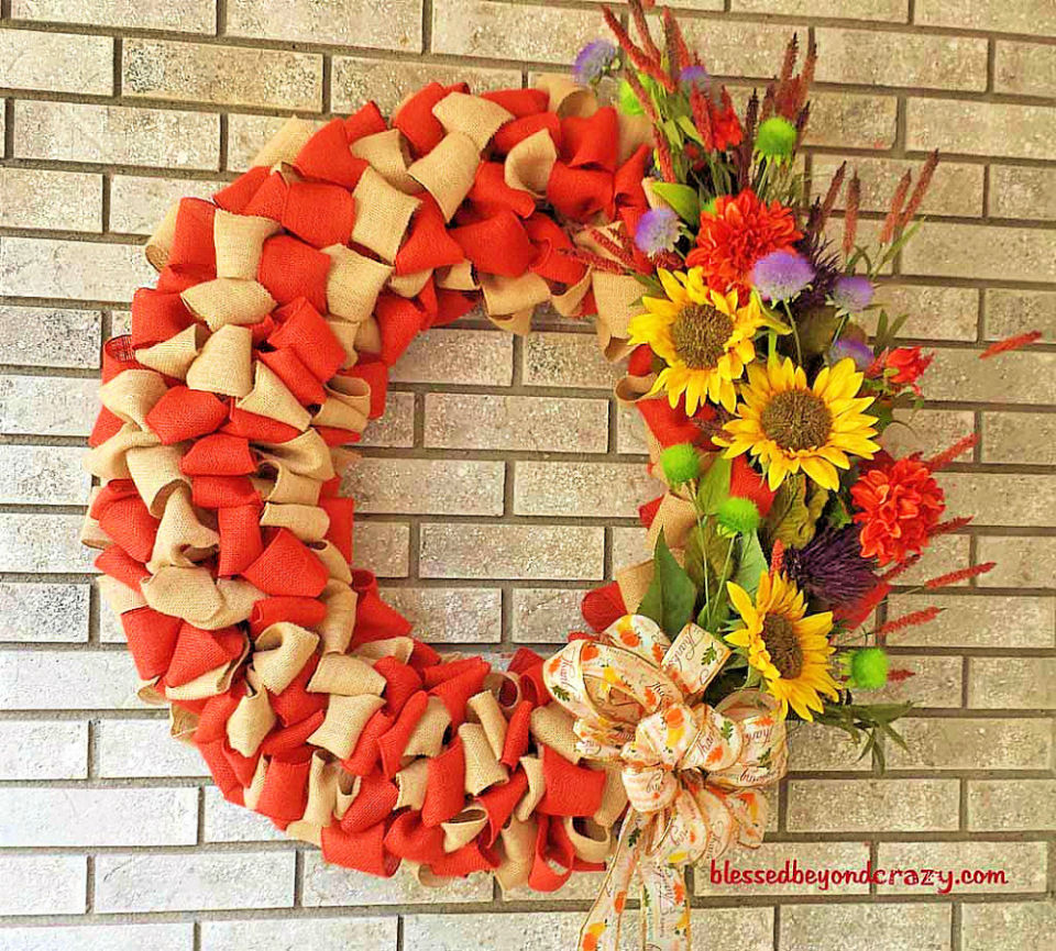 25 Easy DIY Burlap Wreath Ideas to Make Your Own