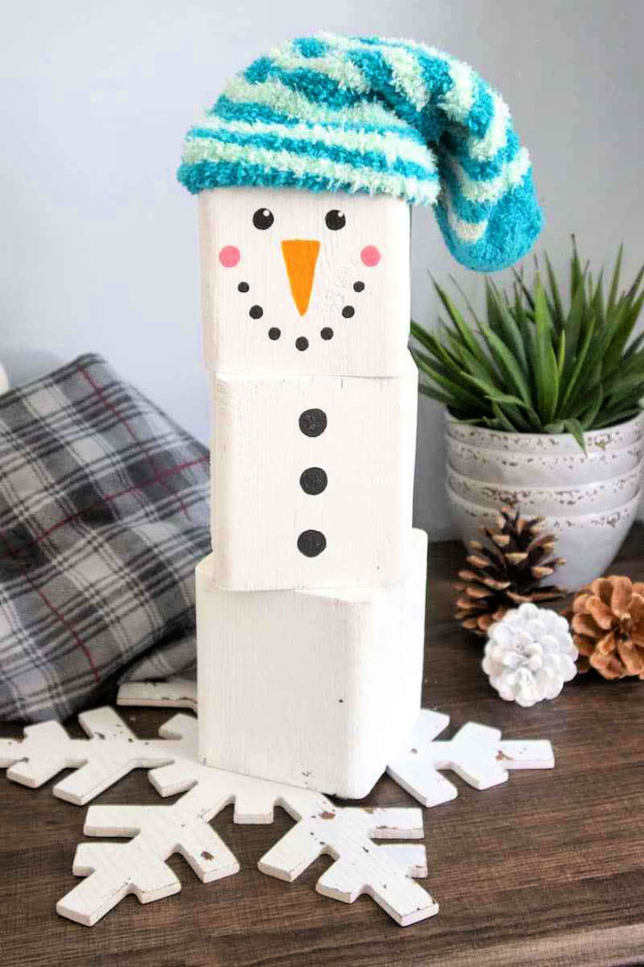 30 Easy Snowman Crafts and Ideas for Kids and Adults