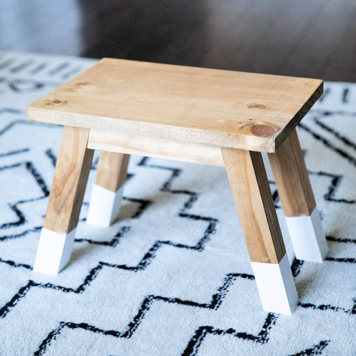 20 Free DIY Step Stool Plans - Suite 101