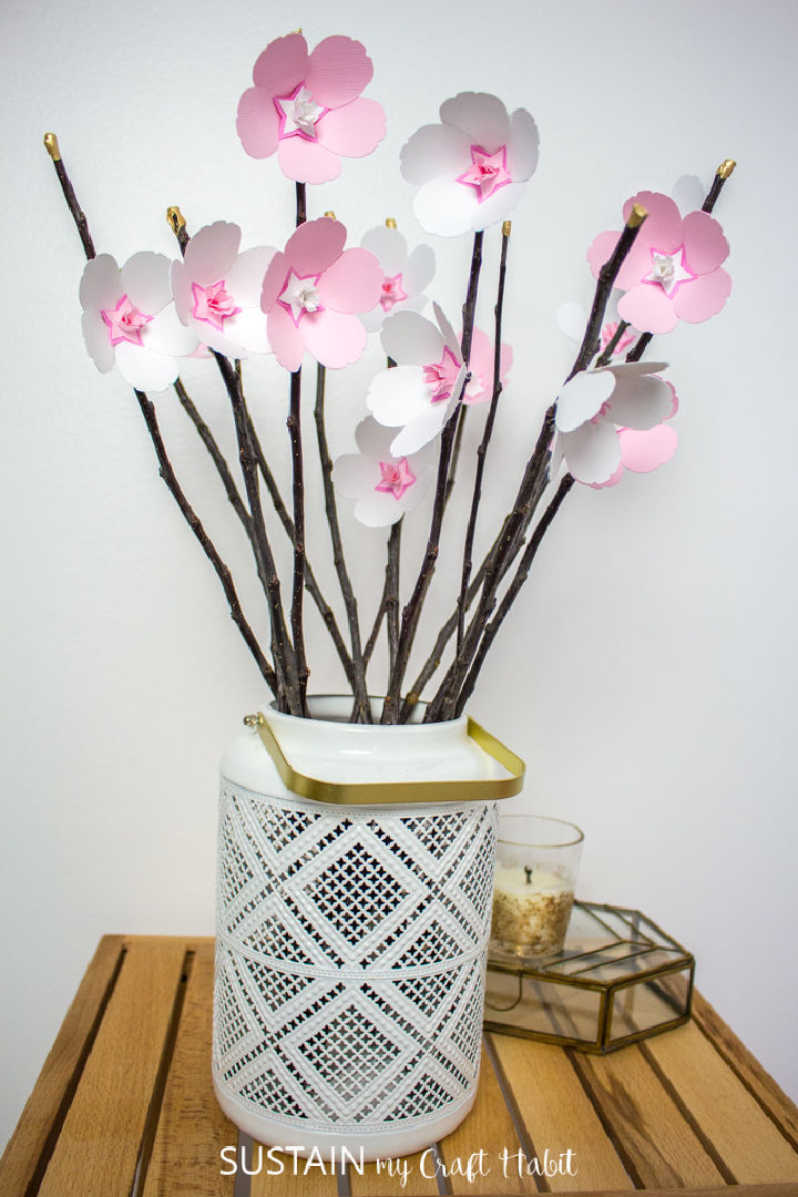 DIY Paper Flowers: 40 Easy Tutorials on How to Make