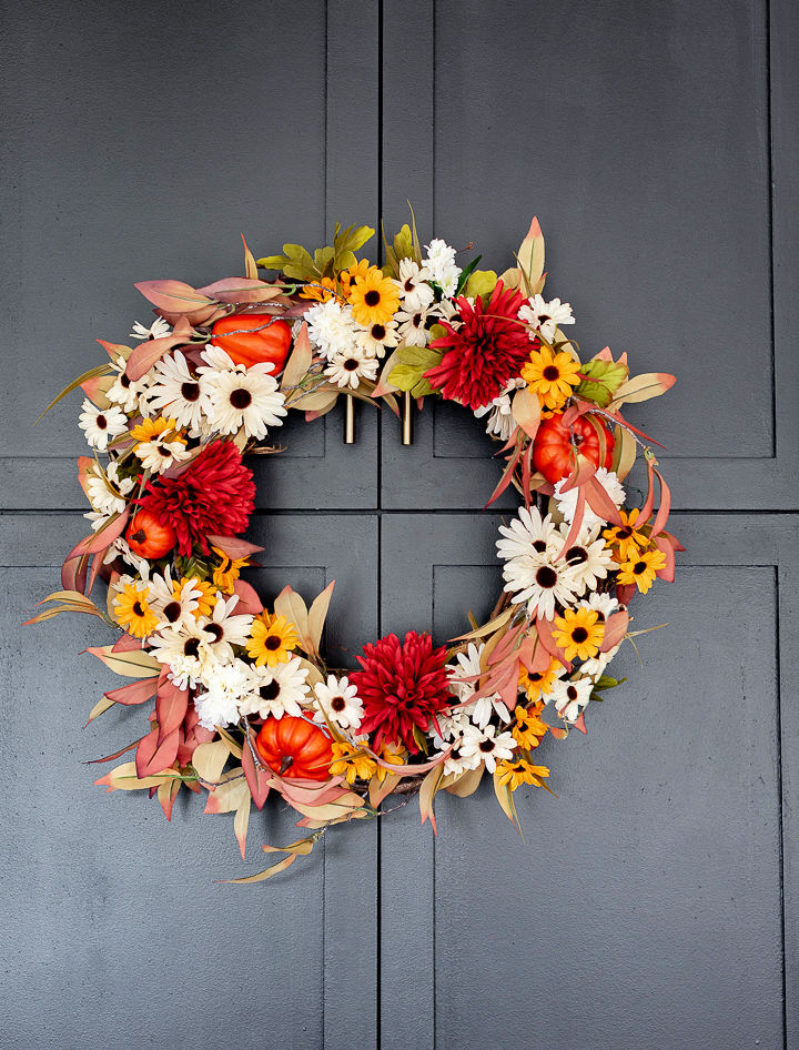 60 Easy DIY Fall Wreath Ideas to Make for Front Door