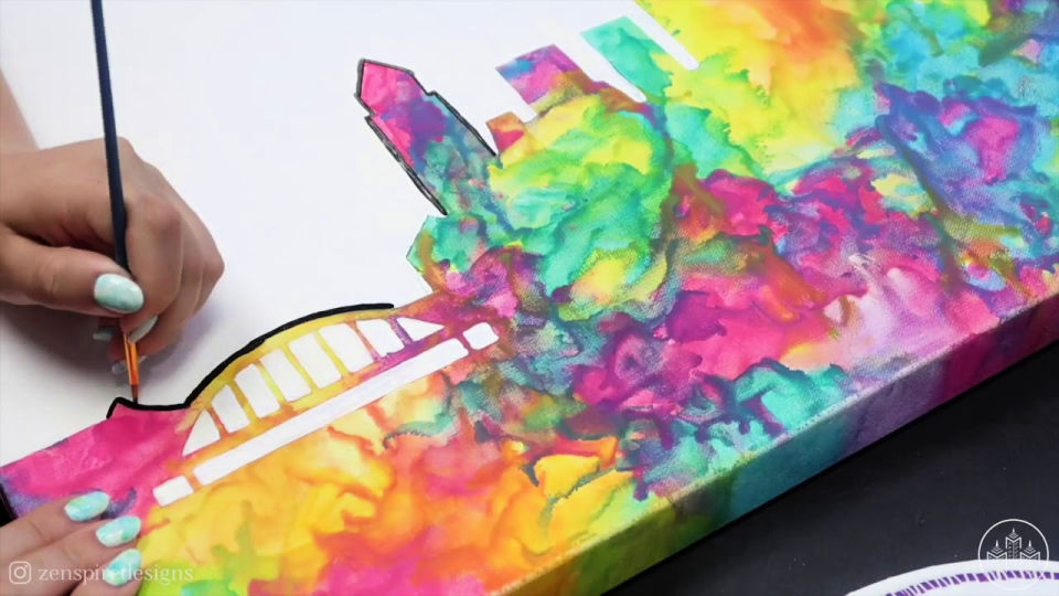 18 DIY Melted Crayon Art Ideas for Creative Minds