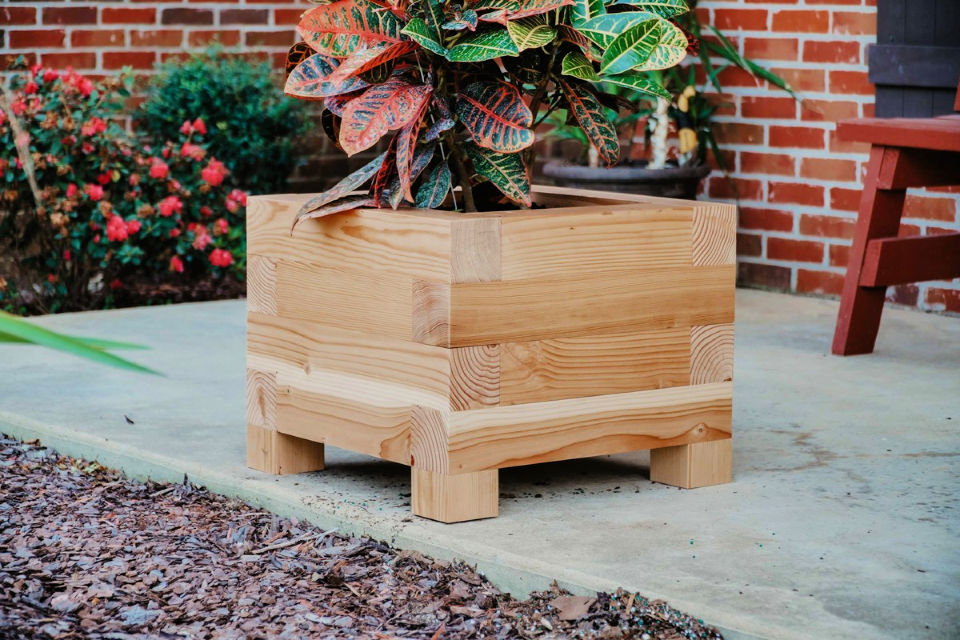45 DIY Planter Box Ideas and Free Plans - Suite 101