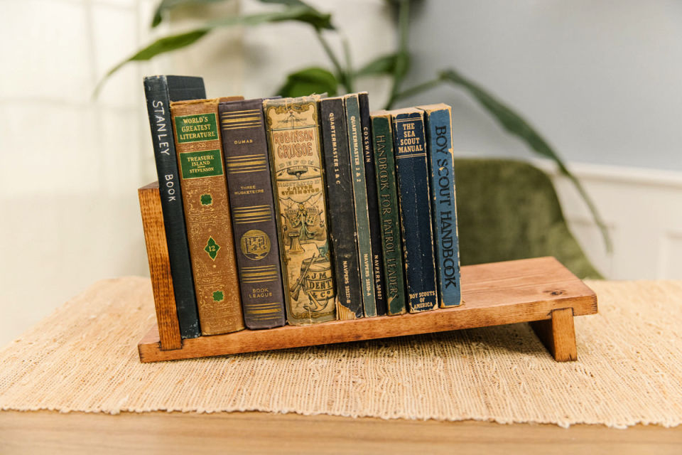 40 Free DIY Bookshelf Plans and Ideas You Can Build