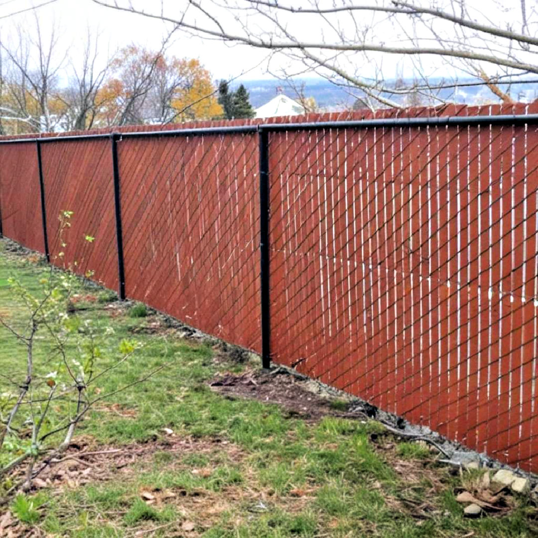 25 Inexpensive Privacy Fence Ideas for Your Dream Yard 25 Inexpensive Privacy Fence Ideas for Your Dream Yard