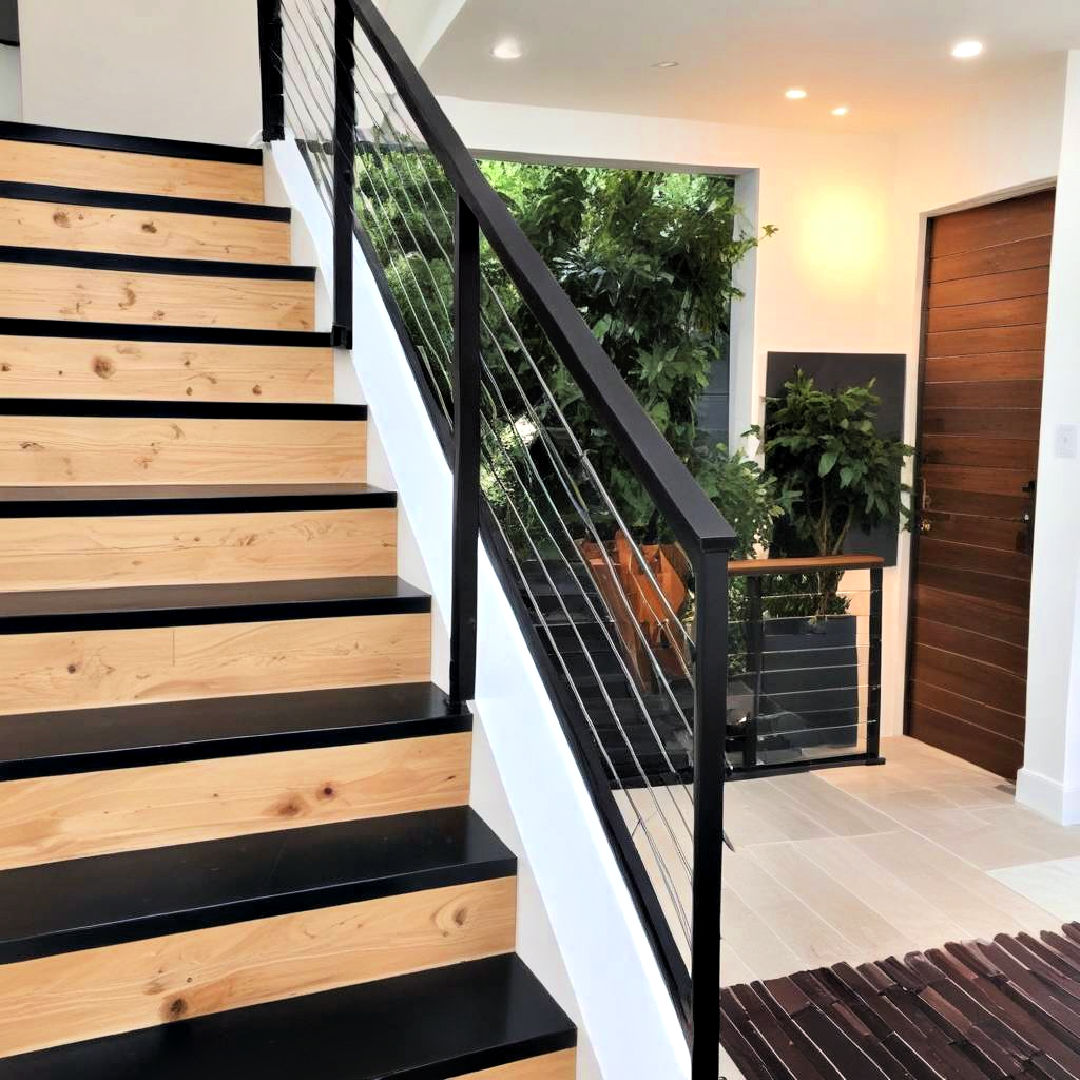 30 Stair Railing Ideas for Maximum Light and Style