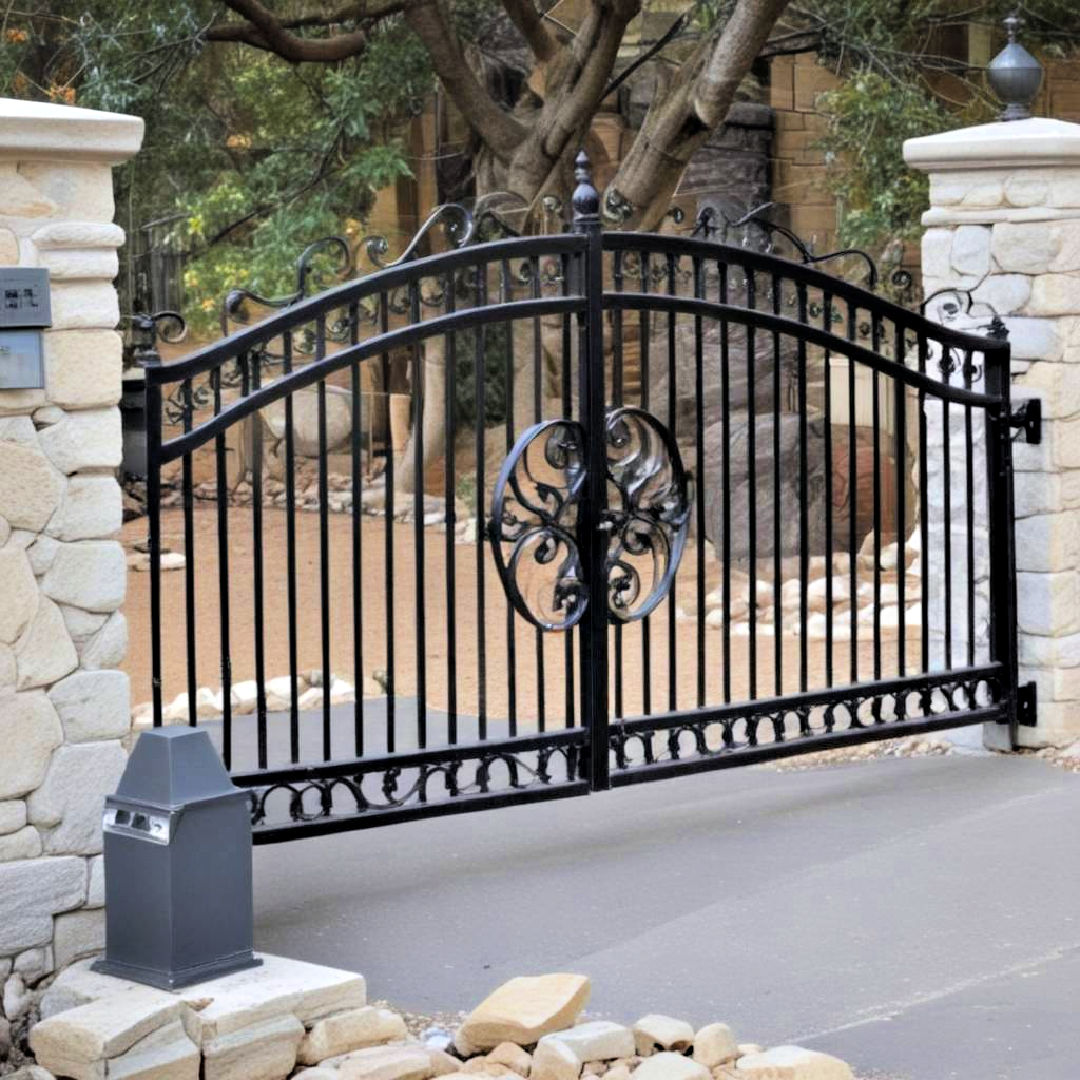 25 Front Gate Ideas to Make a Grand Entrance